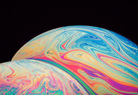 The artist who sees 100 million colours