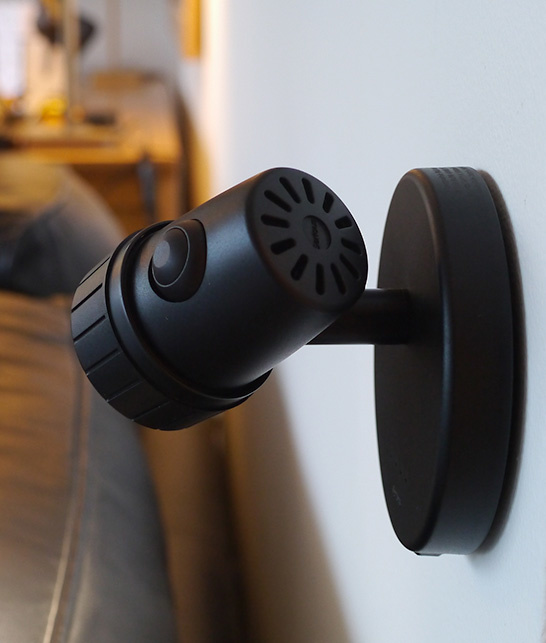 NOMAD Light: Portable Reading Light | Serious Readers